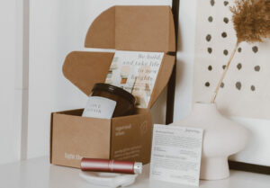 20 Best Home Decor Subscription Boxes (2024) - Relaxing Decor